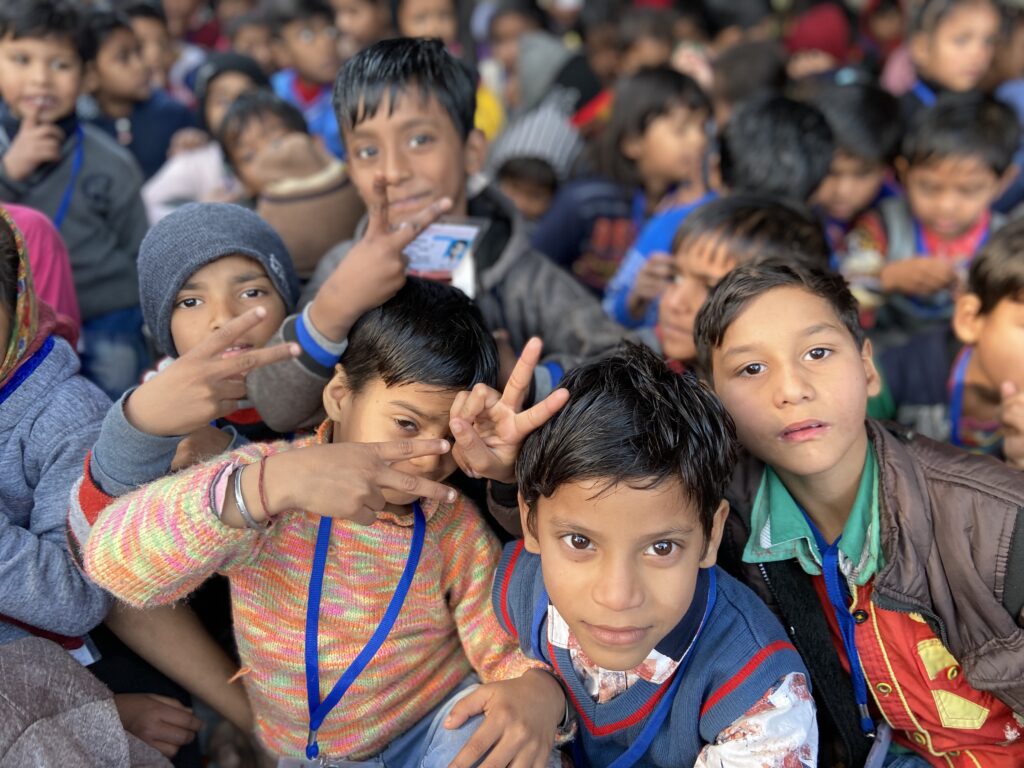 5 Ways in which you can help underprivileged – Pehchaan The Street School